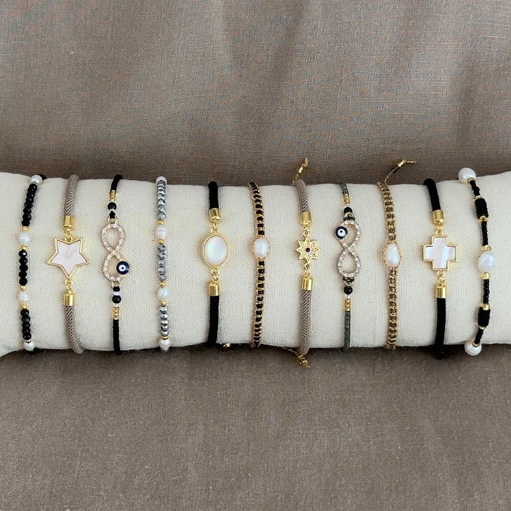 Noir Pearl Bracelet – Black Beads, Pearls & Gold