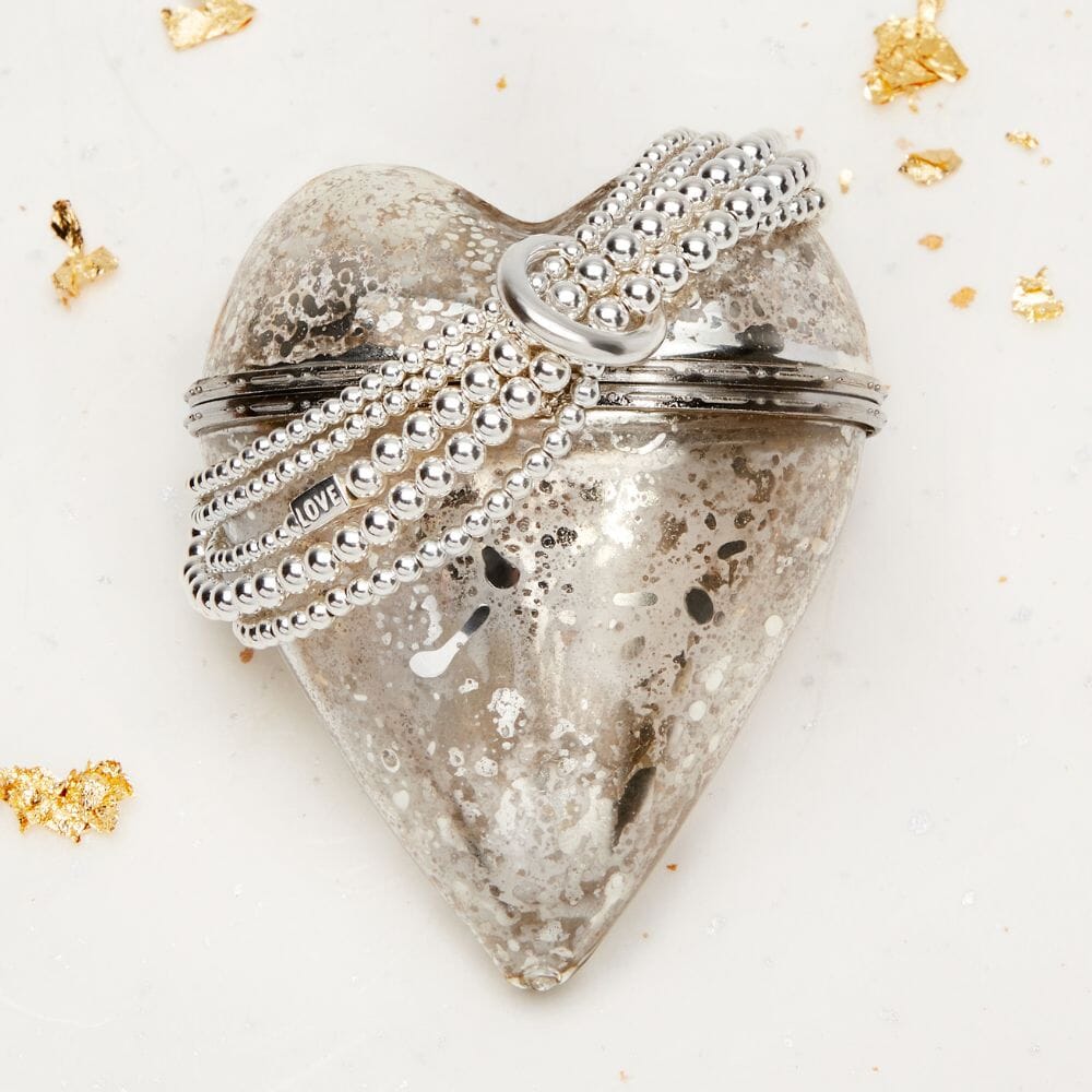 Find your Signature Sparkle for 2025