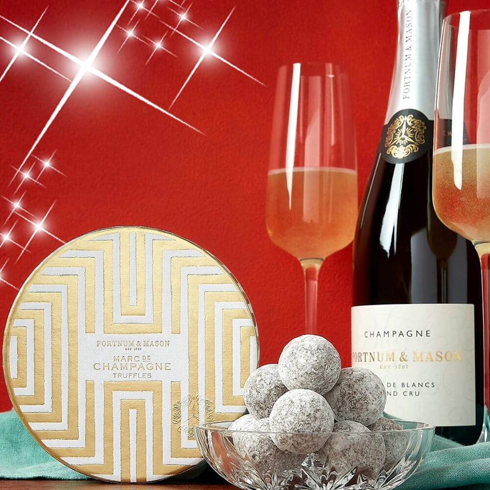 Win our luxurious Christmas Hamper!